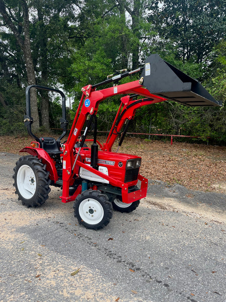 YM1720D YANMAR TRACTOR 4X4 WITH FRONT END LOADER | SOUTHERN FARM EQUIPMENT